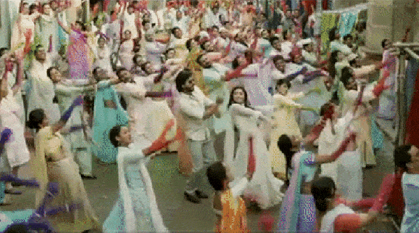 Raees trailer: Gangster Shah Rukh Khan has a soft heart too. These 6 ...