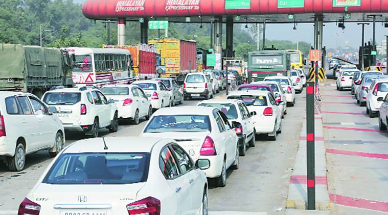 Army officer among five people injured in scuffle at toll plaza in ... Army officer among five people injured in scuffle at toll plaza in ...