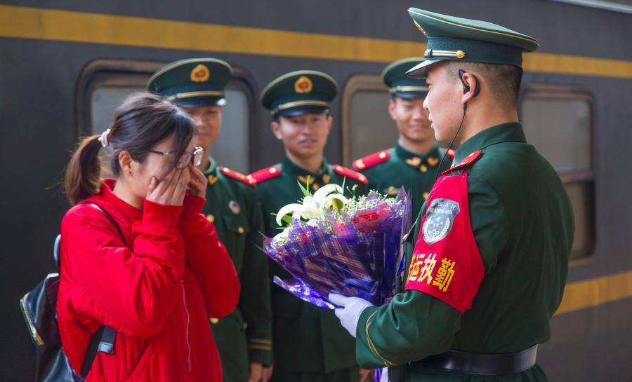 Caught up in duty for upcoming festival, Chinese cop gets married on ...