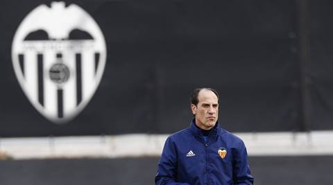Valencia players need to rediscover self-belief says coach Voro ...