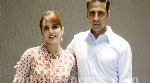 Akshay Kumar and Huma Qureshi promote Jolly LLB 2 in Ahmedabad, see ...