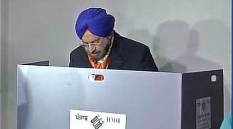 Punjab polls: Ex-Army chief JJ Singh first to cast vote in Patiala ...