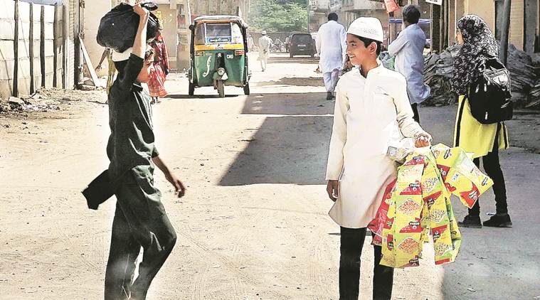 Bearing Scourge Of The Past: In locality of Godhra train burning ...