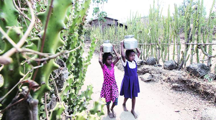 Pune: Used to extreme heat, villagers take soaring mercury in their ...