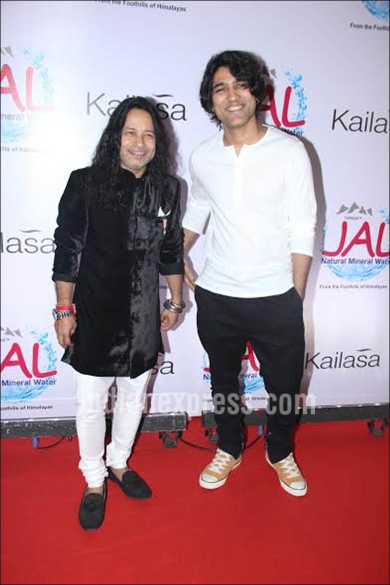 Kailash Kher celebrates musical journey of ‘Kailasa’ | Bollywood News ...