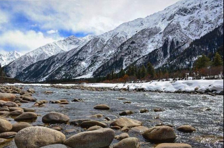 Chitkul in Himachal Pradesh: These amazing hills bring you close to ...