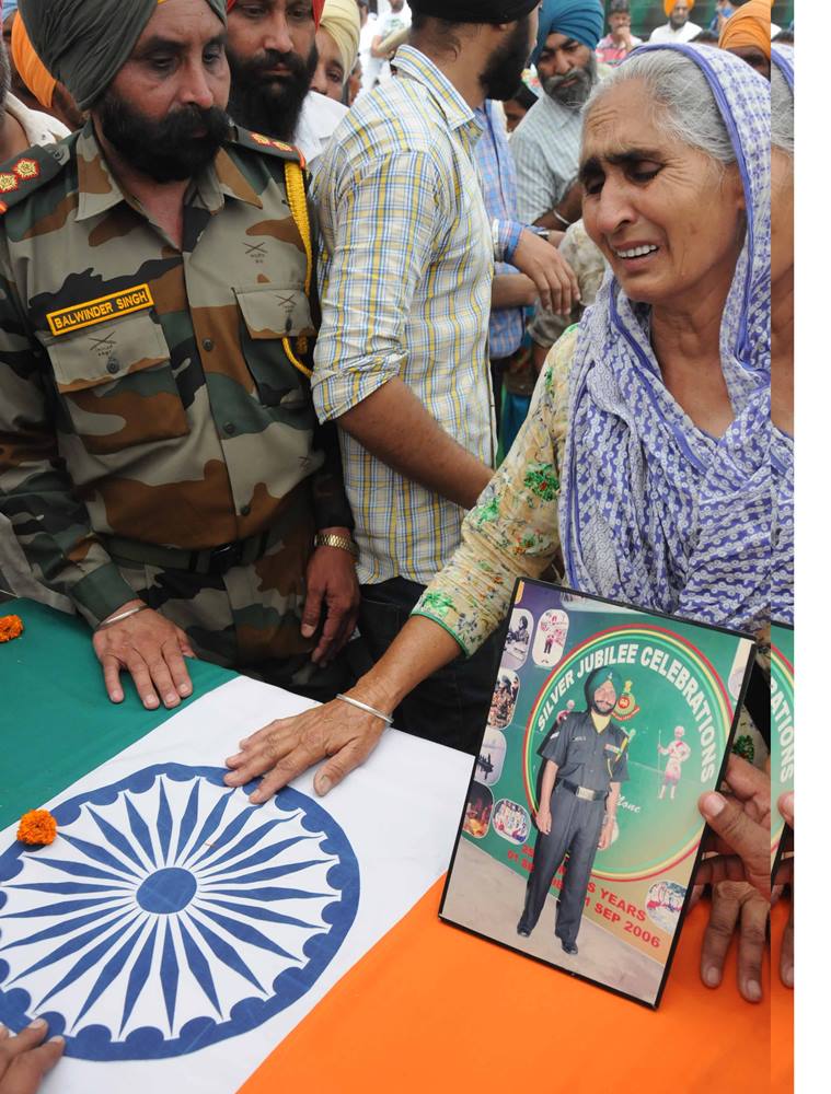 Slain soldier Paramjit Singh cremated with full military honours ...