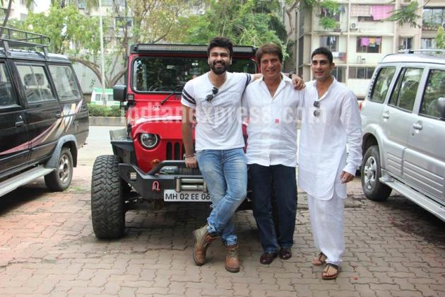 Raj Babbar’s birthday bash with sons Prateik and Aarya was more like a ...