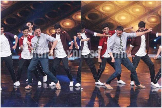 Akshay Kumar, Bhoomi Pednekar promote Toilet: Ek Prem Katha on Dance ...