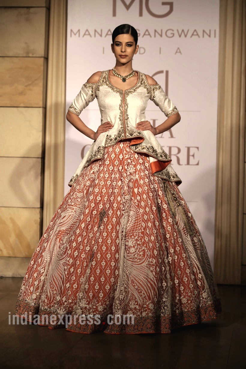 India Couture Week 2017: Disha Patani is a ravishing showstopper for ...