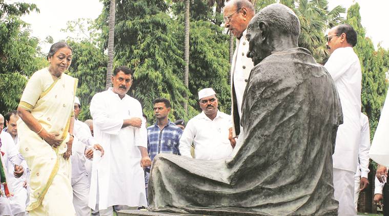 Presidential election: Meira Kumar begins campaign from Gujarat, evokes ...