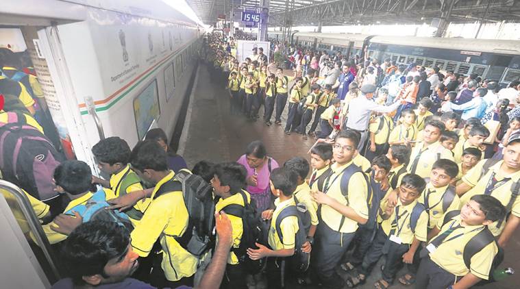 Science Express woos lakhs | Mumbai News - The Indian Express