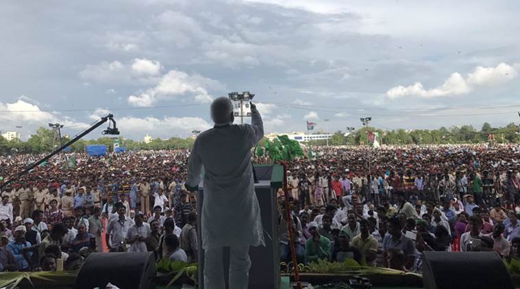 RJD chief Lalu Prasad Yadav blasts BJP govt, accuses it of muzzling ...