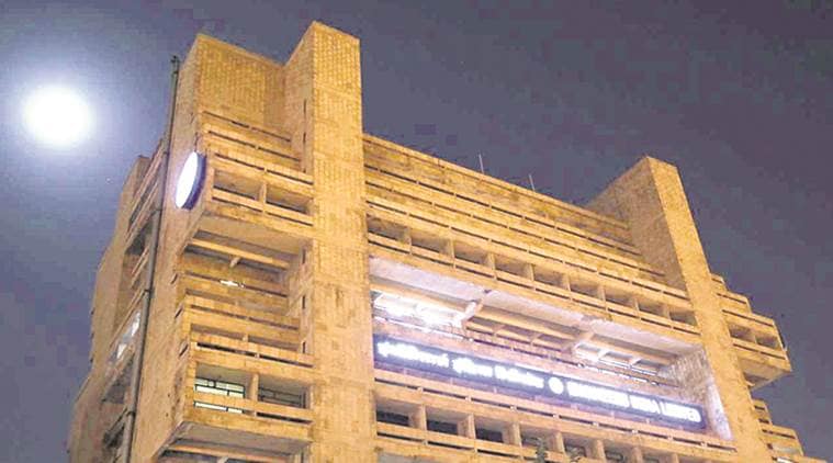 Refinery project: Navratna EIL under probe for contract to Dubai ...