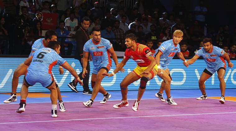Pro Kabaddi 2017: Mahendra Rajput’s super raid saves Gujarat ...