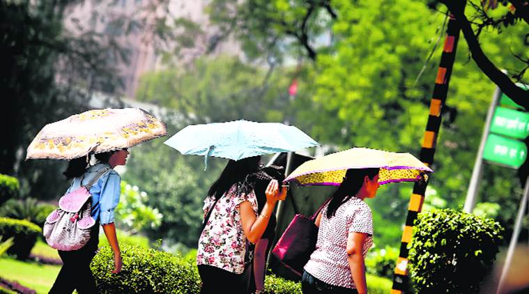Heat wave arrives early: Maharashtra govt asks districts to keep ...