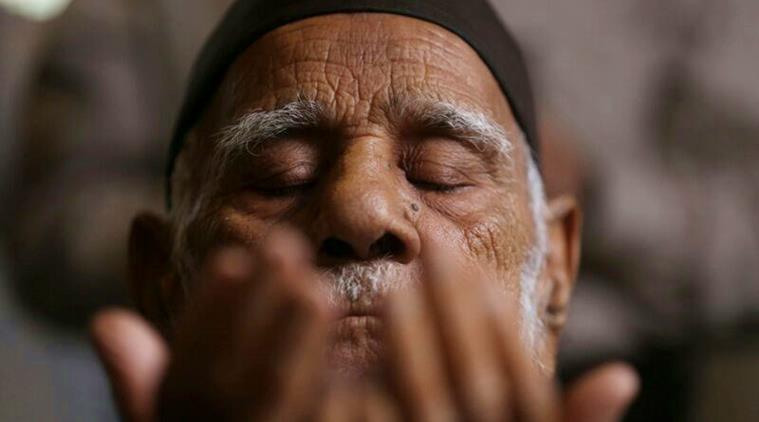Eid-al-Adha 2017: Spectacular pictures of people celebrating Bakrid in ...