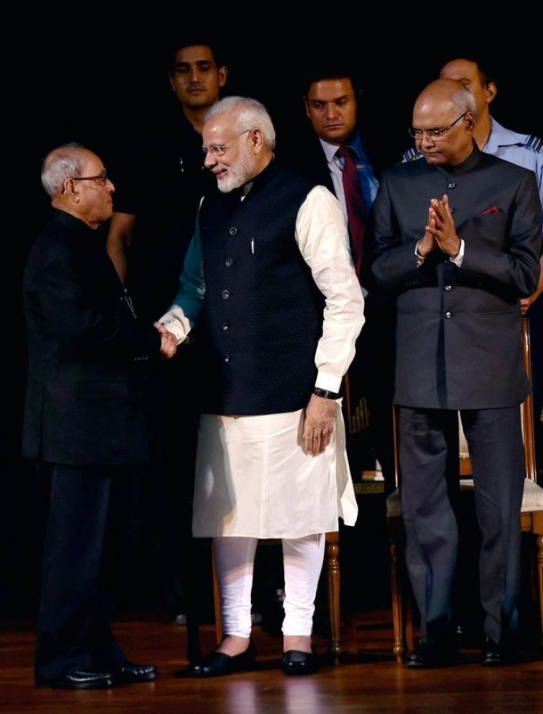 5 reasons why Narendra Modi’s kurta-jacket combo is the best Indian ...
