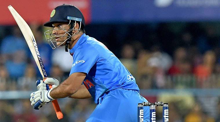 You won’t believe the speed at which MS Dhoni runs between the wickets ...