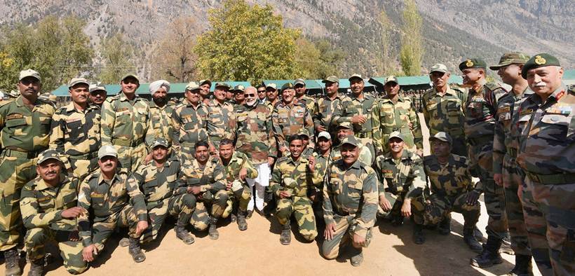 PM Modi goes to Gurez for Diwali, spends time with soldiers | Picture ...
