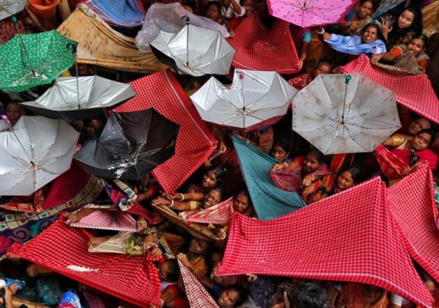 It happens only in India: Steal a glance at the WEIRDEST customs across ...