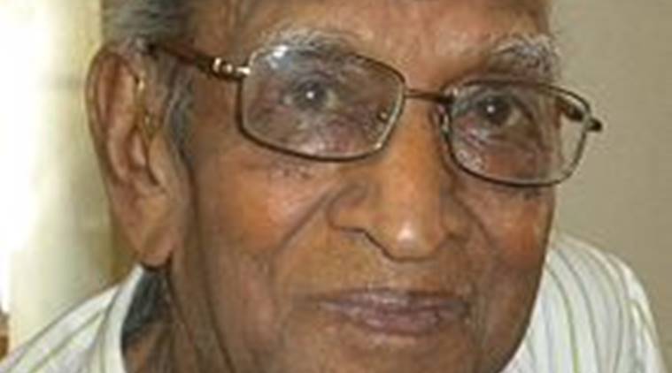 Historian Satish Chandra passes away at 95 | India News - The Indian ...
