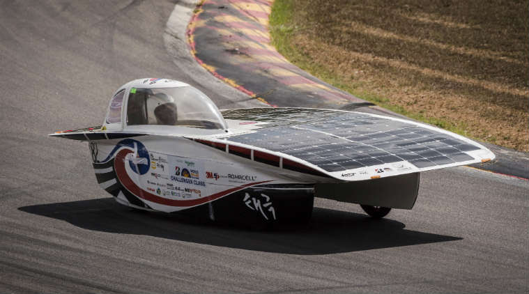 World Solar Challenge sees solar cars race through Australian outback