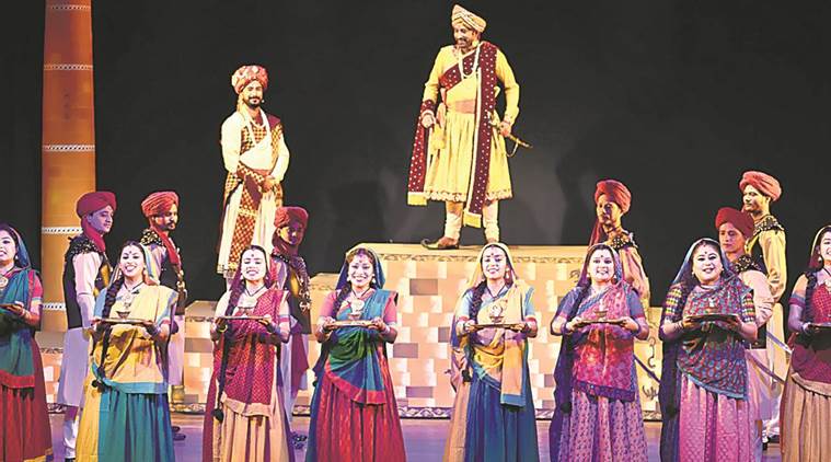Pune: Theatre festival kicks off with tribute to culture, message ...