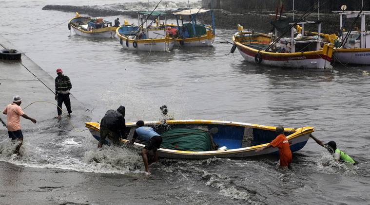 Changes in fish catch patterns in Kerala post floods, livelihood losses ...