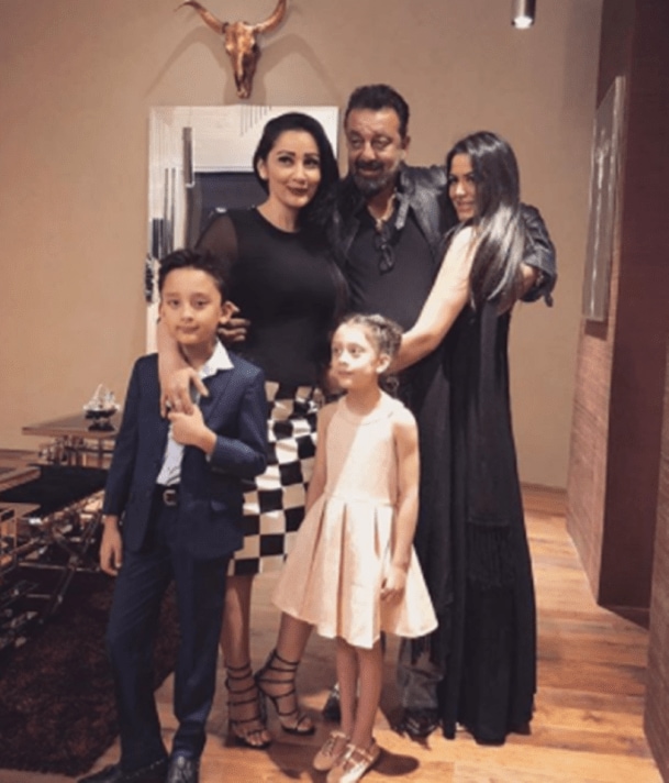 Sanjay Dutt had the perfect New Year bash with wife Maanayata and ...