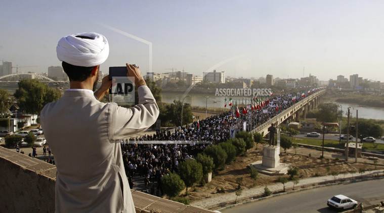 Counter Protests In Iran Pro Government Rallies Held Cleric Urges