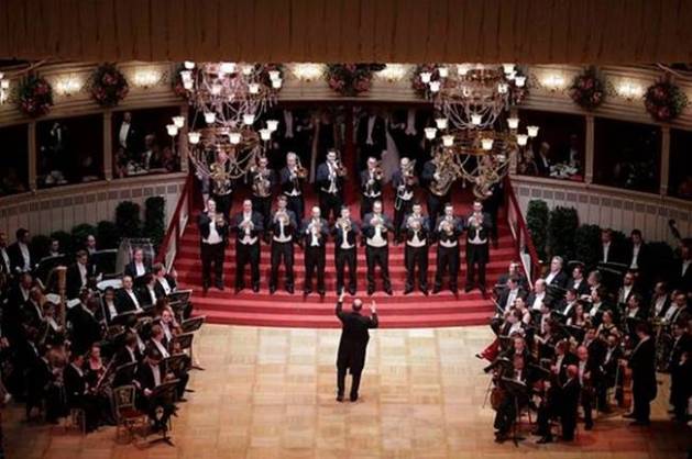 See STUNNING photos of Vienna’s Opera ball | Lifestyle Gallery News ...