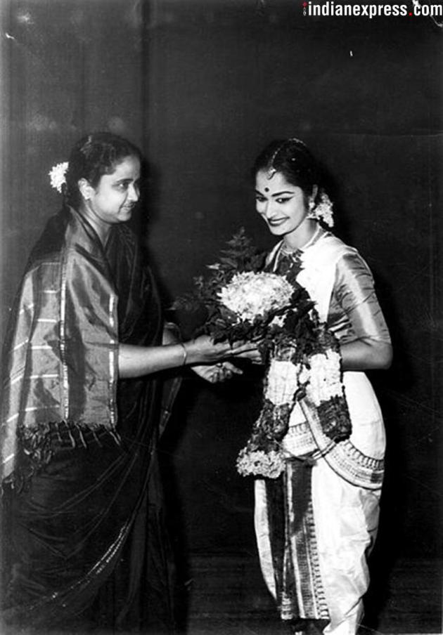 Waheeda Rehman Turns 80 Rare And Unseen Photos Of The Guide Actor Waheeda Rehman Turns 80 Rare And Unseen Photos Of The Guide Actor