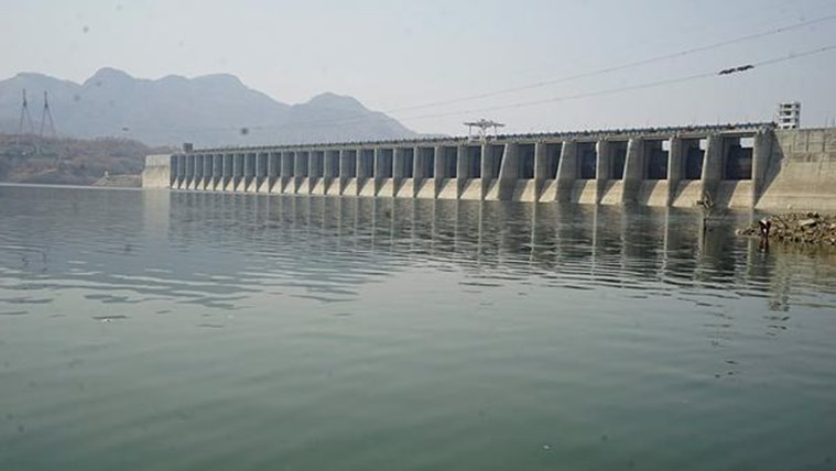 Maharashtra Govt to borrow Rs 15,000 cr for 52 irrigation projects ...