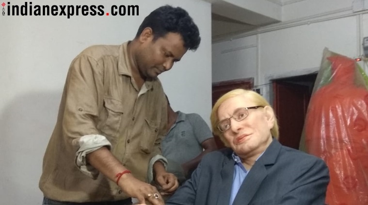 Kolkata will soon have a Stephen Hawking statue, check out photos here ...
