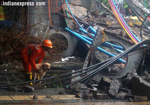 Andheri bridge collapse in Mumbai leaves at least five injured | India ...