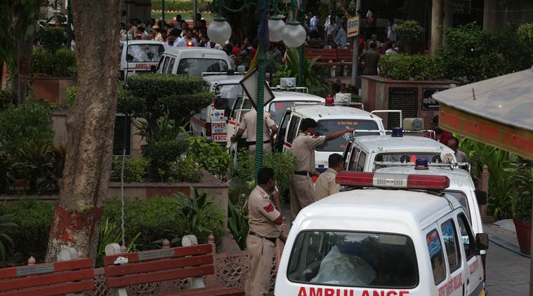 Burari deaths: Last call around 11.30 pm, then radio silence | Delhi ...