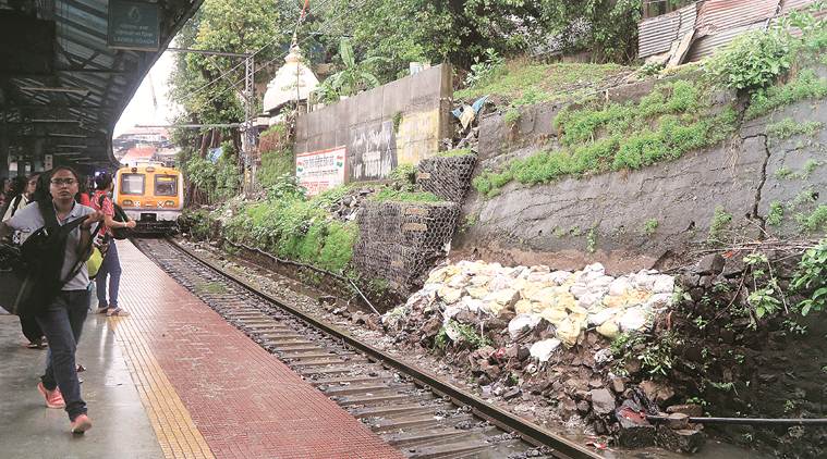 Sandhurst Road: Wall collapses along railway tracks, disrupts train ...