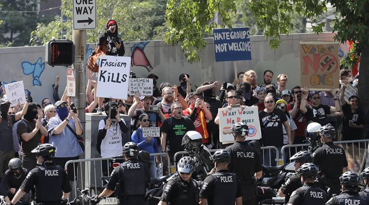 US: Right-wing, left-wing protesters face off in Seattle | World News ...