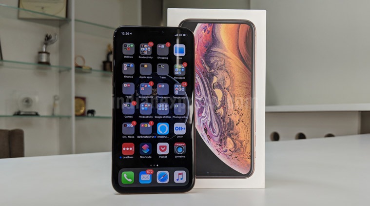 Apple iPhone XS review: A premium phone that’s still the one to beat ...