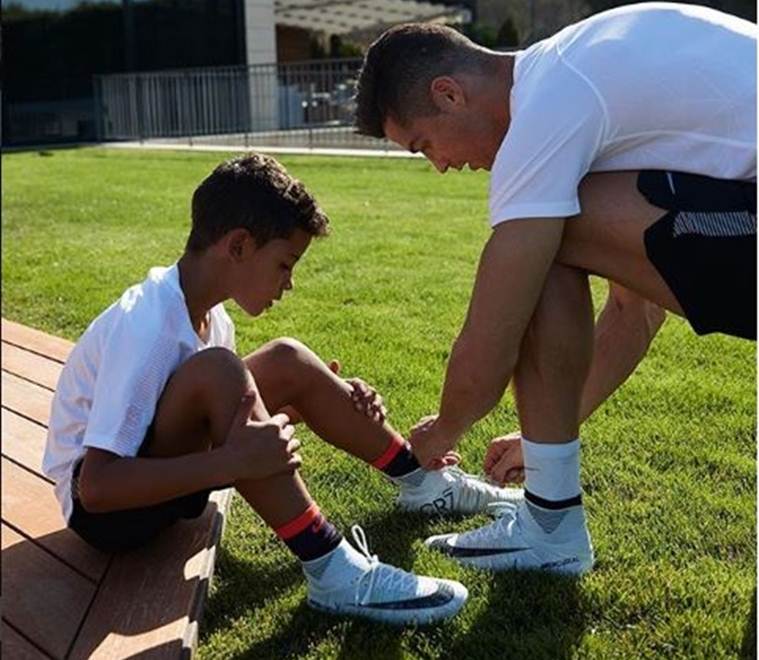 Cristiano Ronaldo Jr scores four goals for Juventus U-9 while father ...