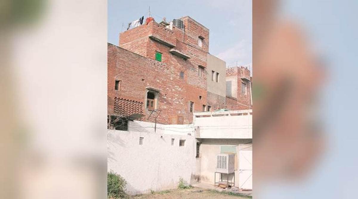 Chandigarh Sector 5 house case: HC asks CBI to probe all angles, submit ... Chandigarh Sector 5 house case: HC asks CBI to probe all angles, submit ...
