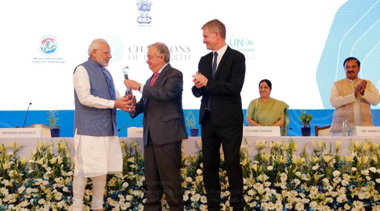PM Modi to get award from Bill and Melinda Gates Foundation for Swachh ...