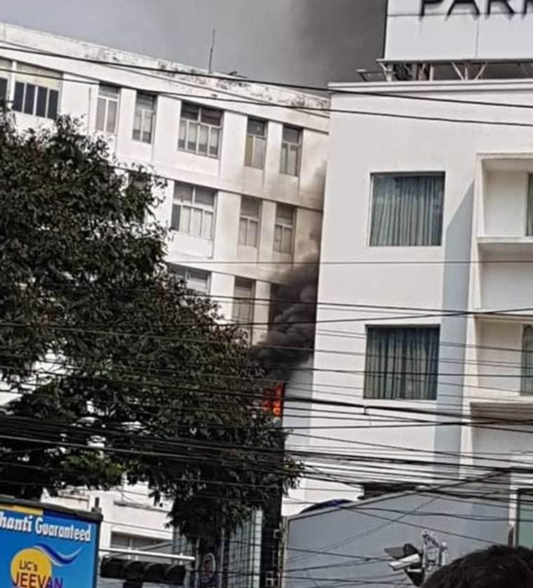 Kolkata: Fire breaks out at Apeejay House, 12 fire tenders at spot ...