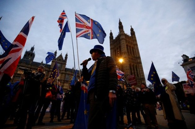 Stop Brexit: One man’s daily protest against UK-EU divorce | World News ...