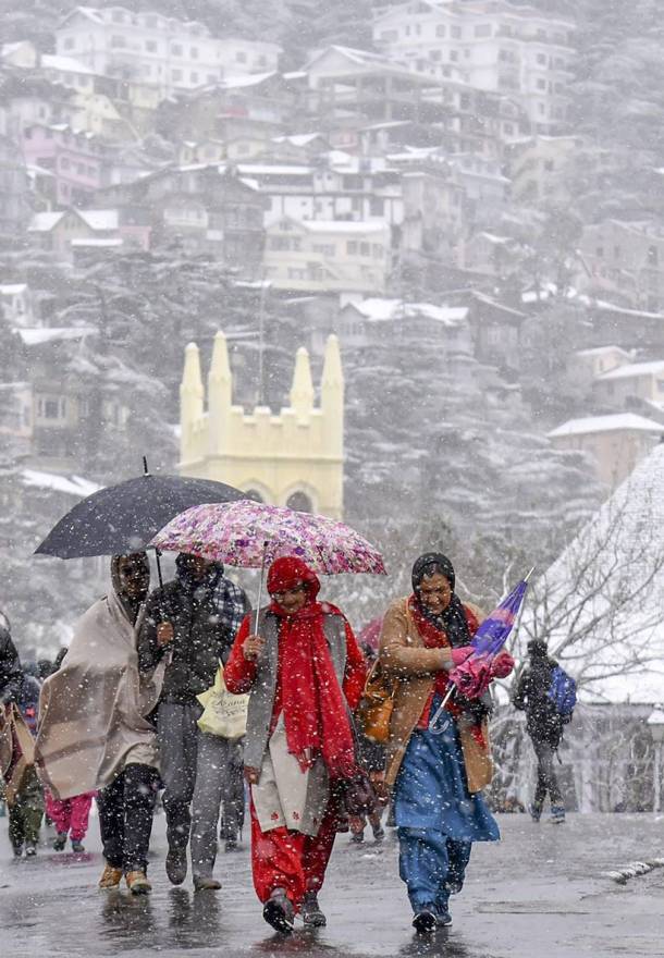 Nature’s glory: Shimla gets first snowfall of the season | India News ...