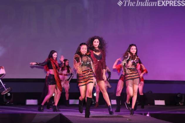 Zero song Husn Parcham launch: Katrina Kaif takes the floor with a live ...