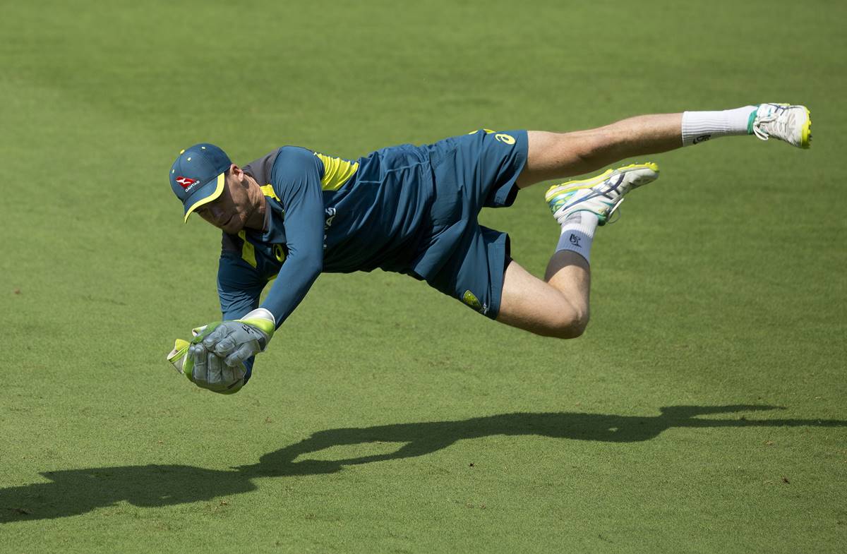 Injured Peter Handscomb in race against clock to be fit for India tour ...
