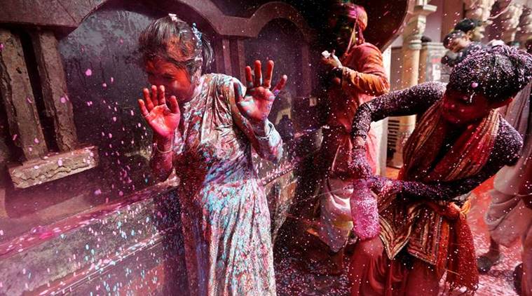 Holi, Rangwali Holi, Dhulandi 2019 Date, History and Importance in India