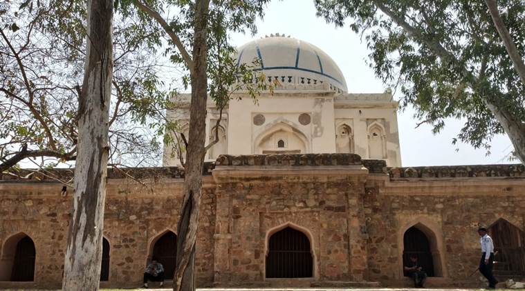 Delhi’s Tughlaq era Bara lao ka gumbad gets a fresh lease of life ...